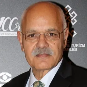 Demir Karahan - Biyografya