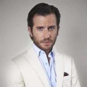 Ali İl - Biyografya