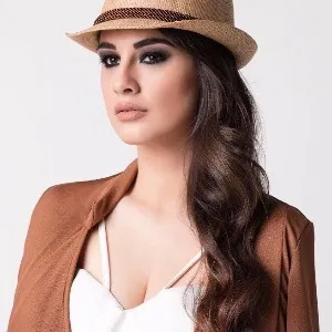 Zilan Duru - Biyografya