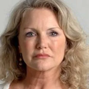 Suna Yıldızoğlu - Biyografya