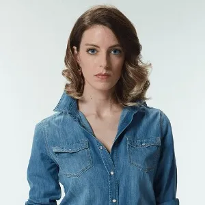 Bige Önal - Biyografya