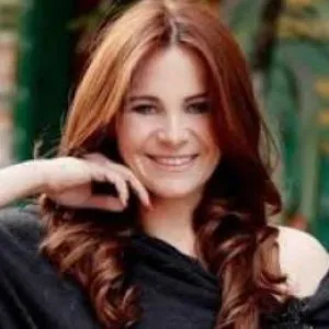 Melda Arat Mutlu - Biyografya