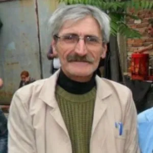 Sencar Sağdıç - Biyografya