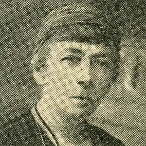 Fatma Aliye Topuz - Biyografya