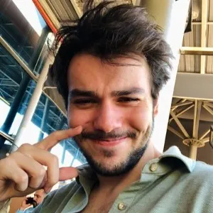 Taha Baran Özbek - Biyografya