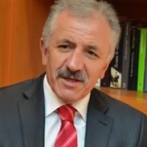 Vedat Bayram - Biyografya