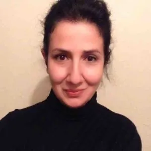 Zeynep Kaya (Senarist) - Biyografya