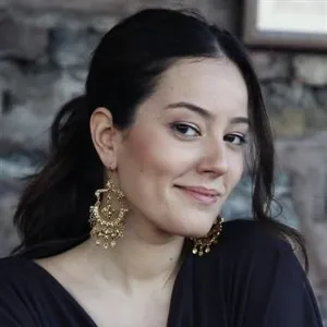 Pelin Akil Altan - Biyografya